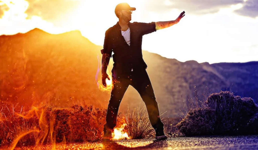 Pyro Mini Fireshooter Hand Held Flame Thrower - Buy Flame Throwers ...