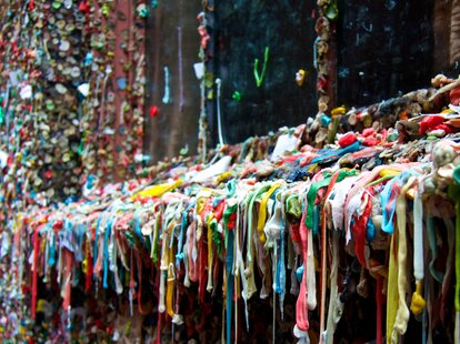 Watch 2,350 Pounds of Gum Cleaned Off the Gum Wall - Thrillist
