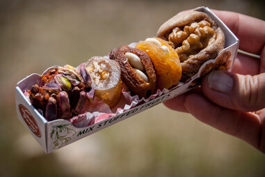 Healthy Snacks to Keep on Hand if You’re Trying to Eat Better - Thrillist