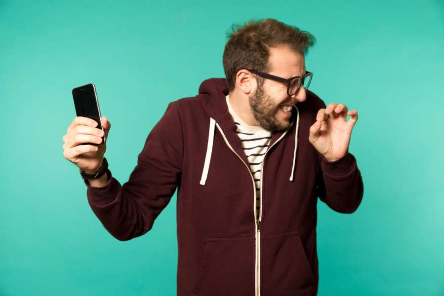 Telephone Phobia: The Psychology Behind Phone Anxiety - Thrillist