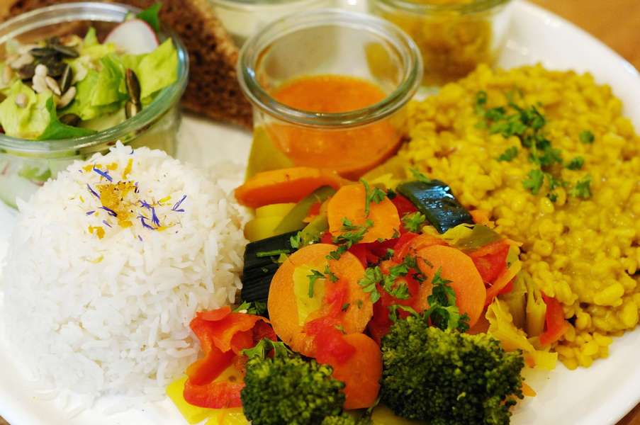 Dabbawalla: A Restaurant in Berlin - Thrillist