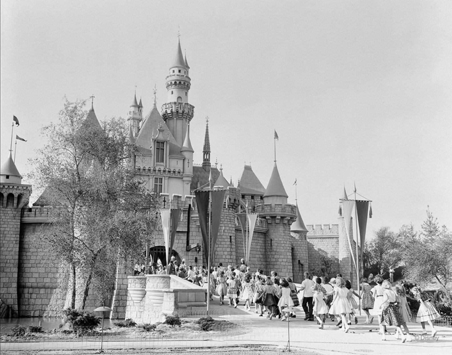 Walt Disney Archives Release Vintage, Behind-The-Scenes Disney Photos ...