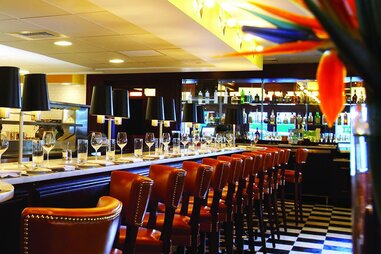 13 Milwaukee Bars That Are Open on Christmas Day - Thrillist