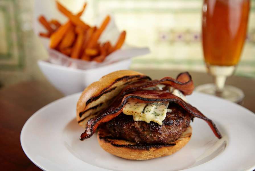 Sassafras: A Bar in Philadelphia, PA - Thrillist