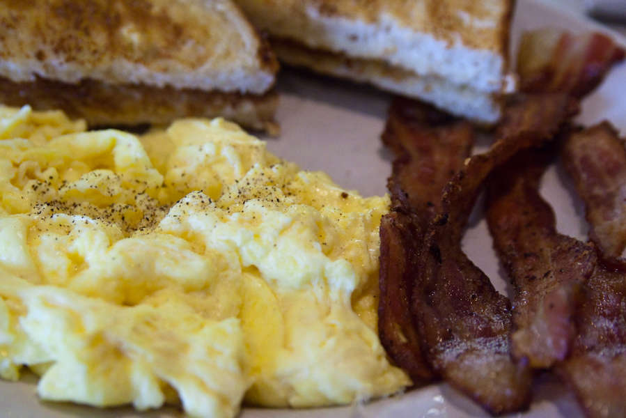 Countryside Café: A Restaurant in Honolulu, HI - Thrillist