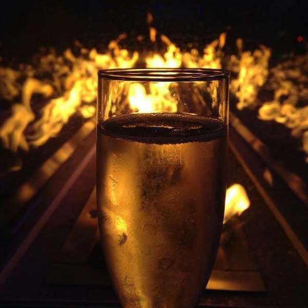 Plum Lounge: A Bar in Milwaukee, WI - Thrillist