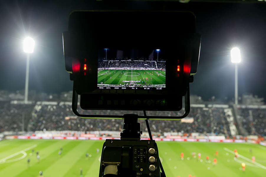 10 Reasons Why Being a Sports Producer Isn't All Fun and Games - Thrillist