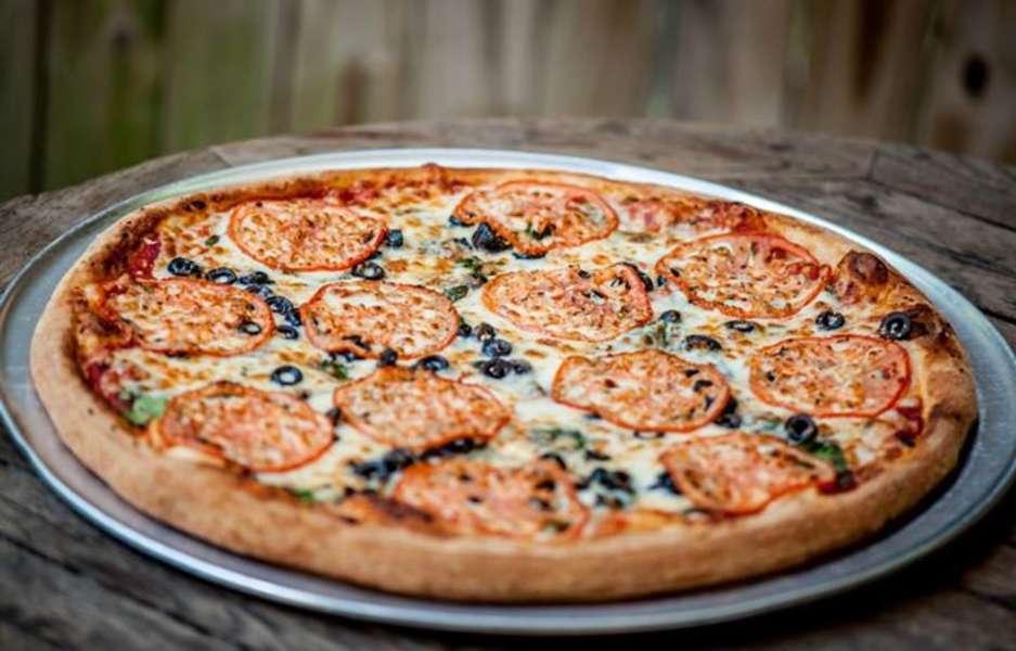 Paisano's Pizza Grill: A Restaurant in Charleston, SC - Thrillist