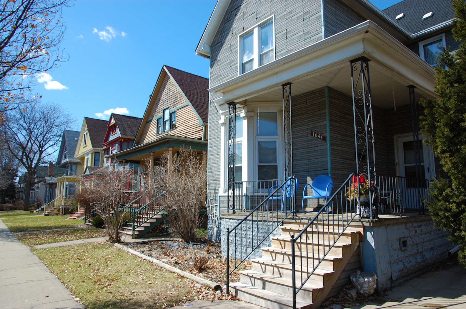 How to Tell Detroit Transplants and Locals Apart - Thrillist