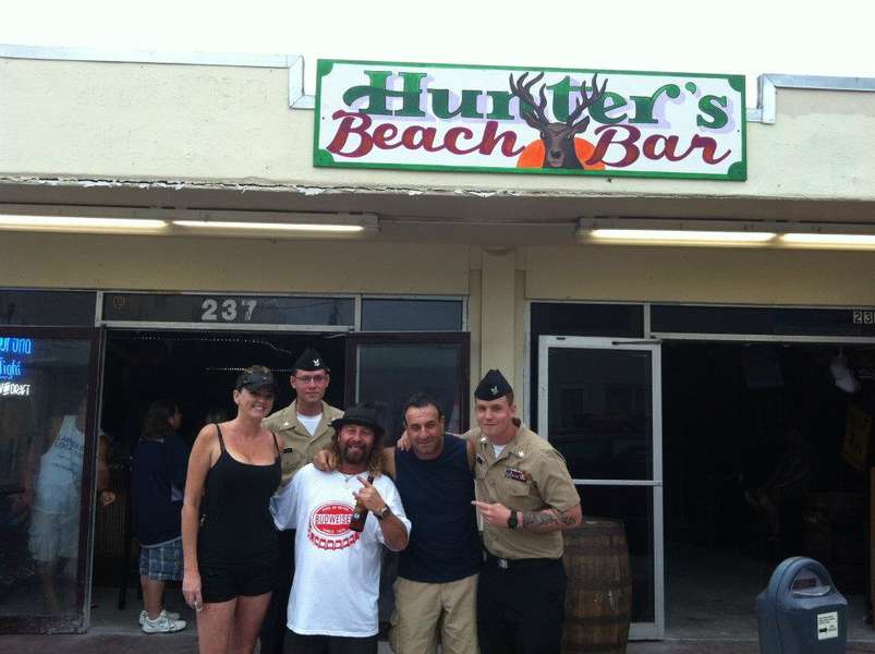 Hunter's Bar: A Bar in Fort Lauderdale, FL - Thrillist