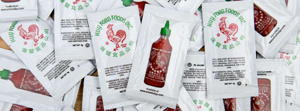 Portable Sriracha Packets Now Available on Sriracha2G - Thrillist