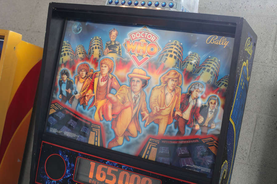 EightyTwo: A Bar in Los Angeles, CA - Thrillist