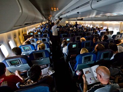 Which Passengers Are the Worst: First Class or Coach? - Thrillist