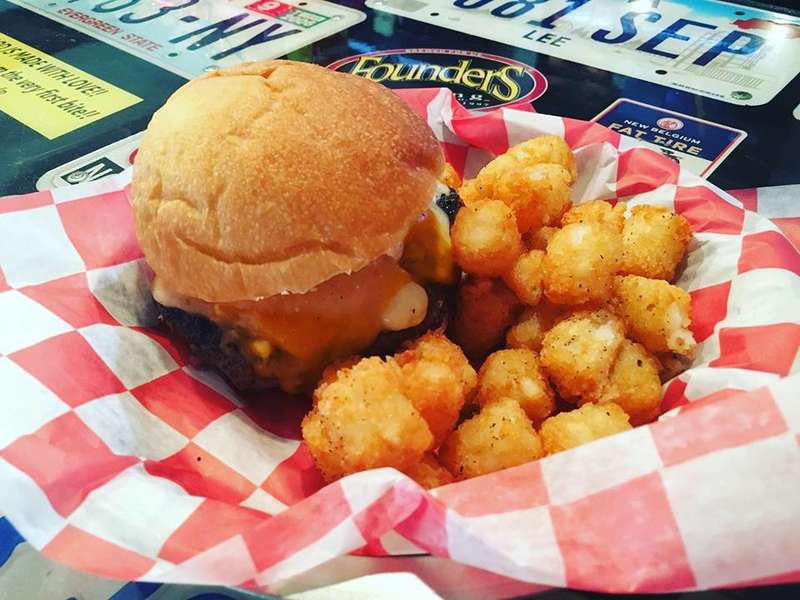 The Filling Station: A Restaurant in Oakland Park, FL - Thrillist