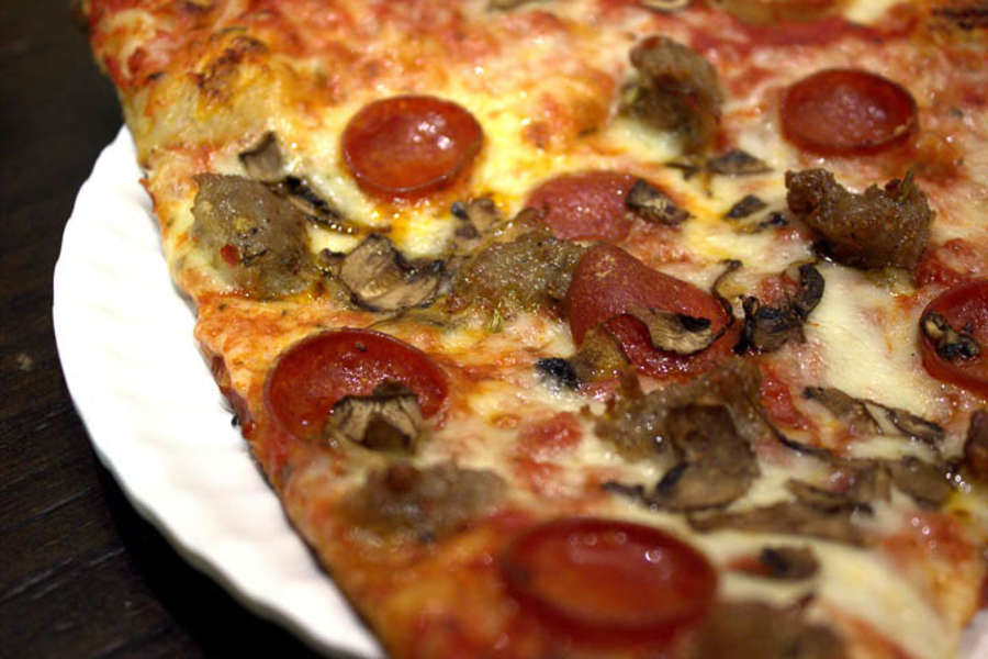 Brother's Pizzeria: A Restaurant in Staten Island, NY - Thrillist