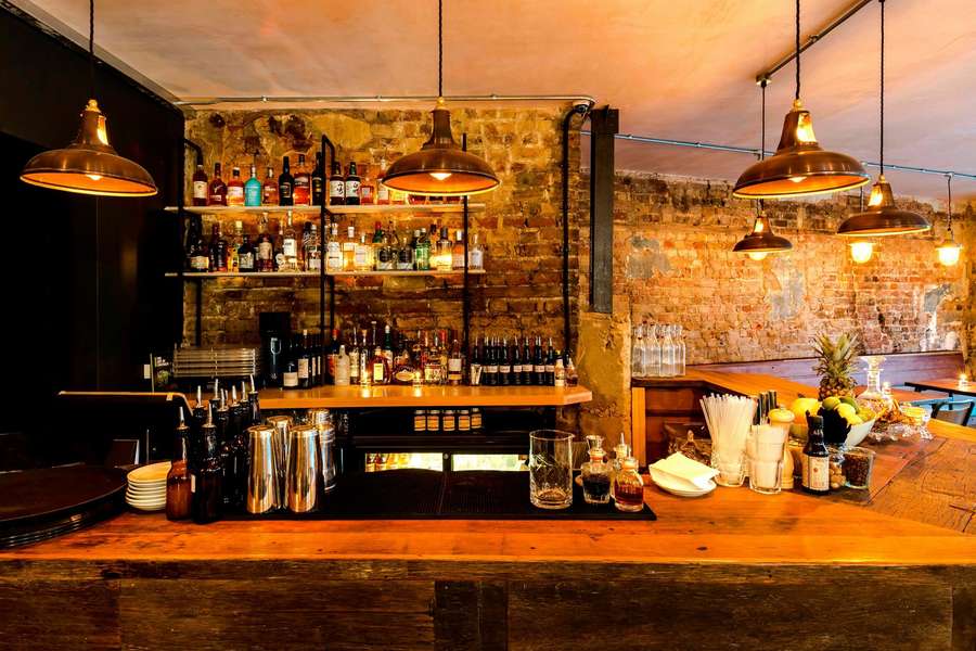 Machine No. 3: A Bar in London - Thrillist