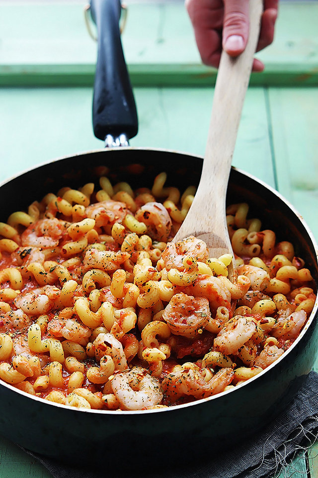 9 Ridiculously Easy Weeknight Pasta Recipes