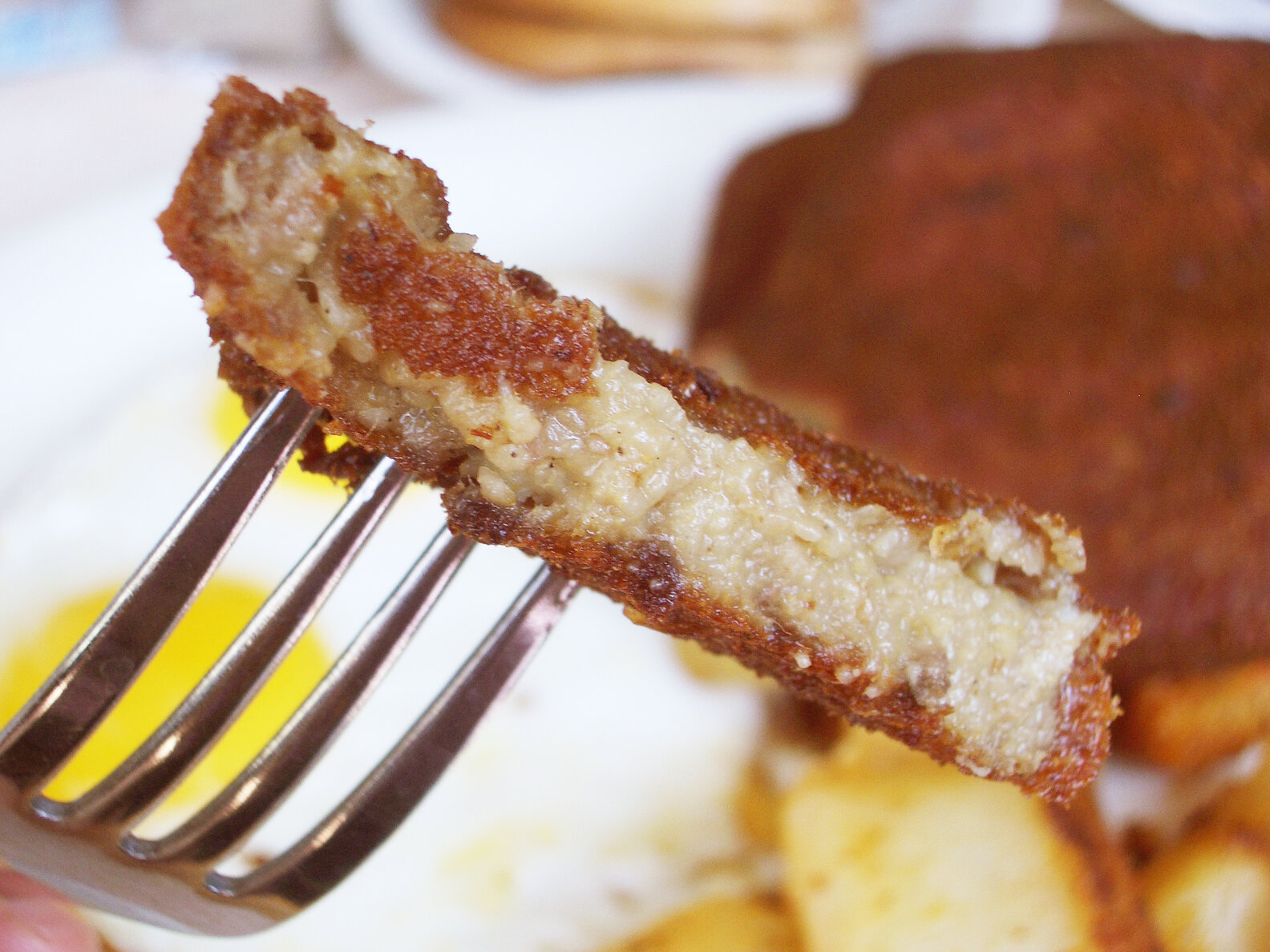 Facts You Didn't Know About Scrapple - Thrillist