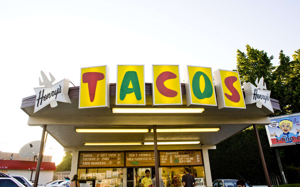 Henry's Tacos: A Restaurant in Studio City, CA - Thrillist