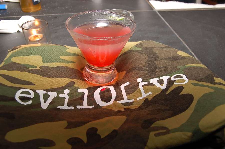 Evil Olive: A Bar in Chicago, IL - Thrillist