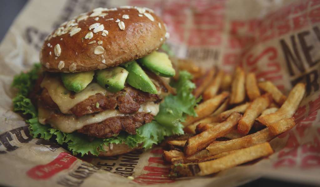 Epic Burger: A Restaurant in Chicago, IL - Thrillist