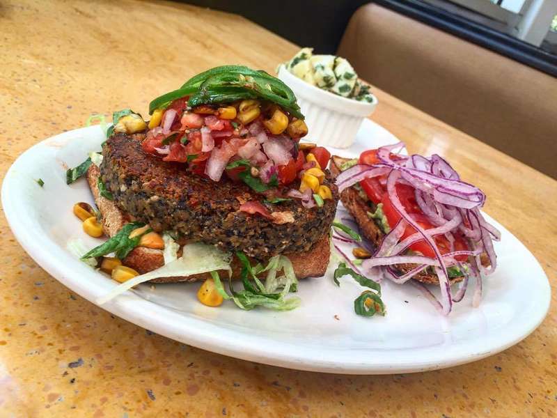 Native Foods: A Restaurant in Chicago, IL - Thrillist