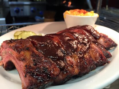 Spring Street SmokeHouse: A Restaurant in Los Angeles, CA - Thrillist