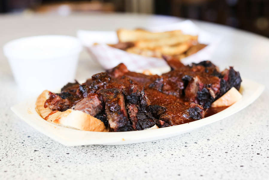 LC's Bar-B-Q: A Restaurant in Kansas City, MO - Thrillist