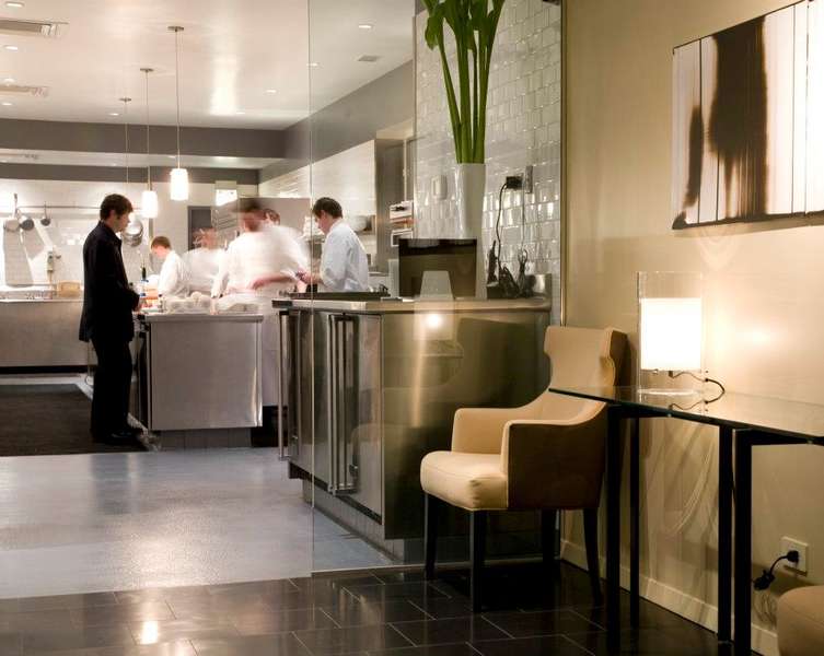 Alinea: A Restaurant in Chicago, IL - Thrillist