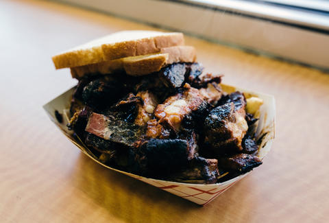 Lem's BBQ House: A Chicago, IL Restaurant.