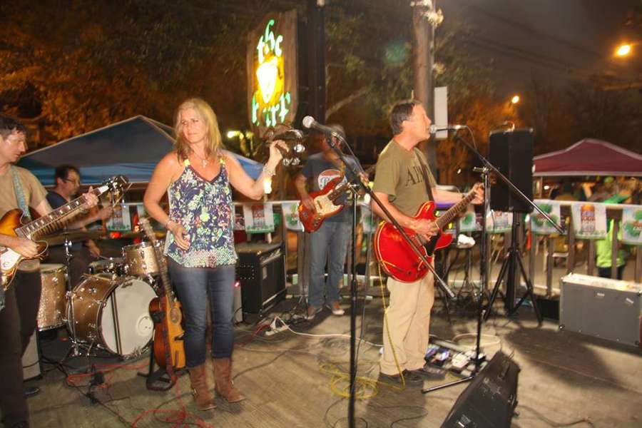 The Harp: A Bar in Houston, TX - Thrillist