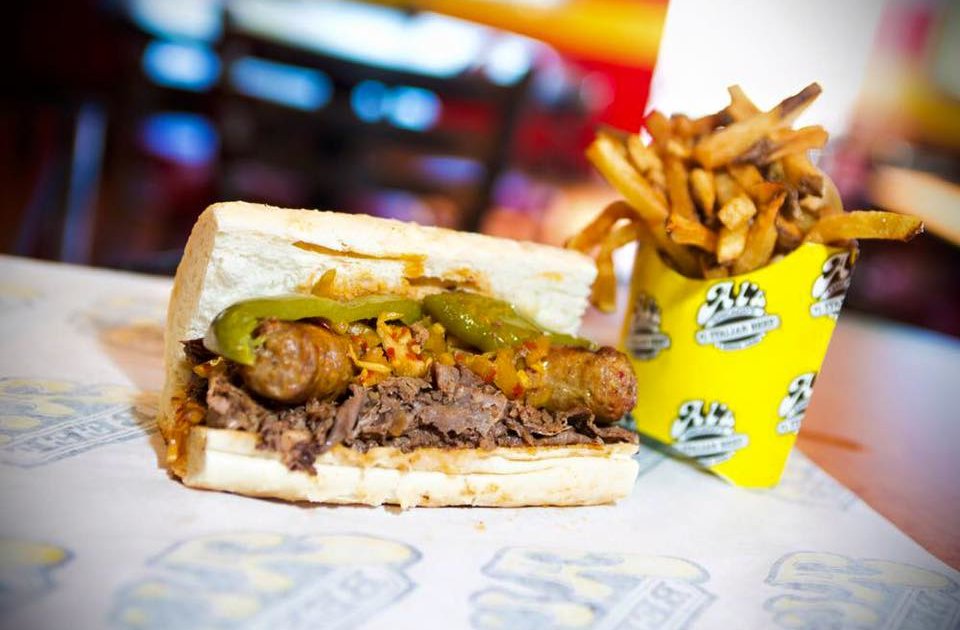 Al's Italian Beef: A Chicago, IL Restaurant.
