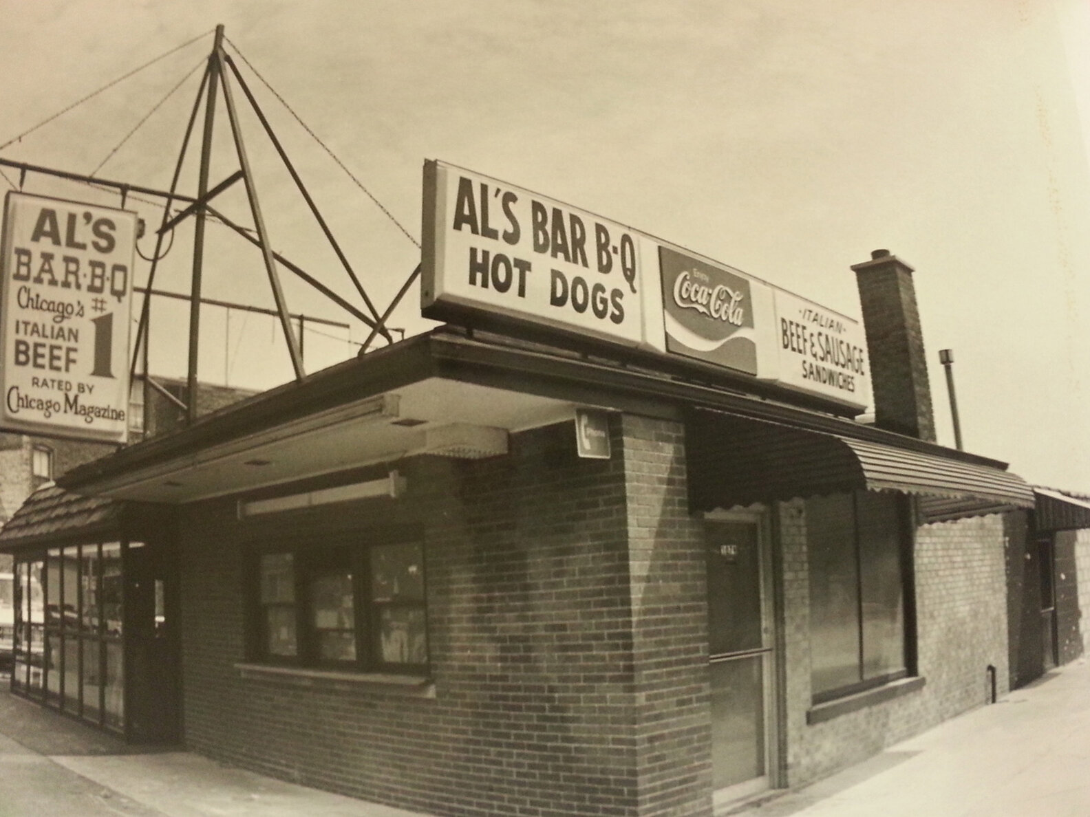 History of Chicago's Iconic Italian Beef Sandwich - Thrillist
