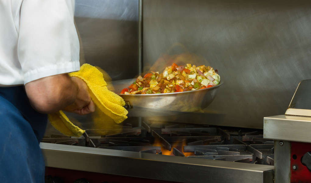 How to Do a Pan Flip (Video) - Thrillist