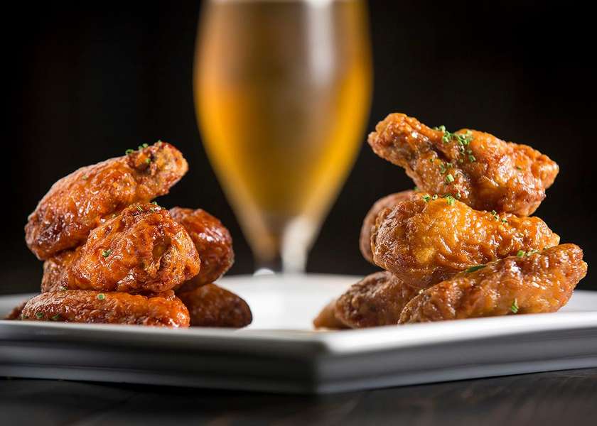 New York Wing Factory: A Bar in Chicago, IL - Thrillist