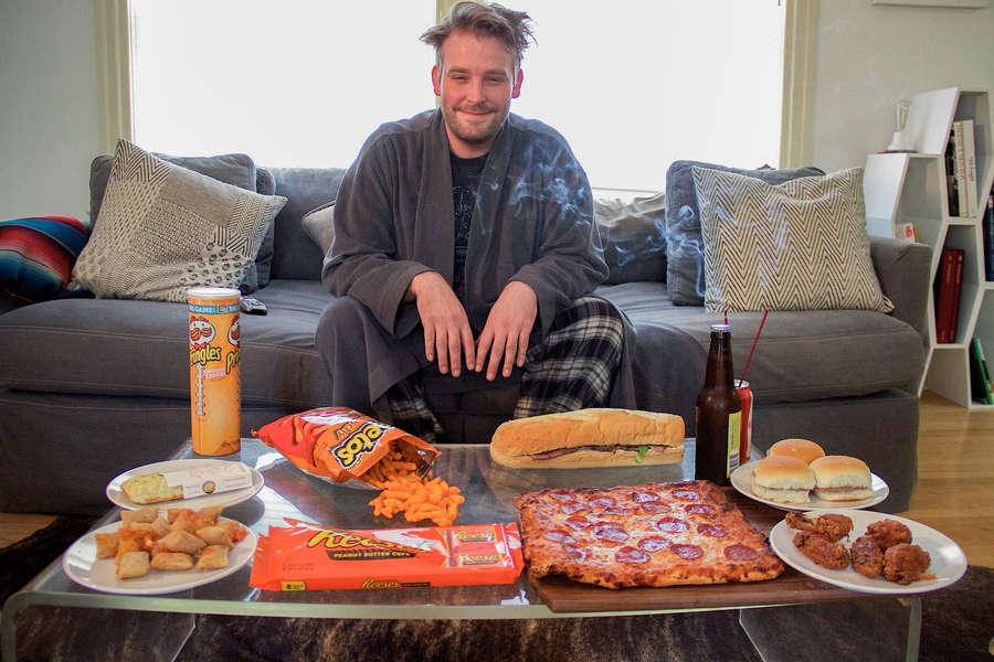 4/20 Guide To Foods - Cheetos, Pizza, Hot Pockets - Thrillist