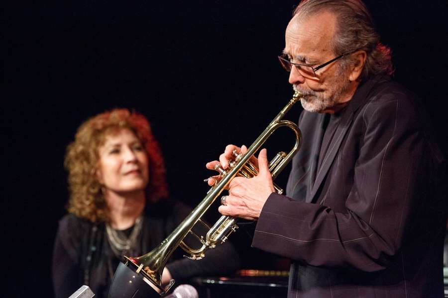 Café Carlyle: A Bar in New York, NY - Thrillist