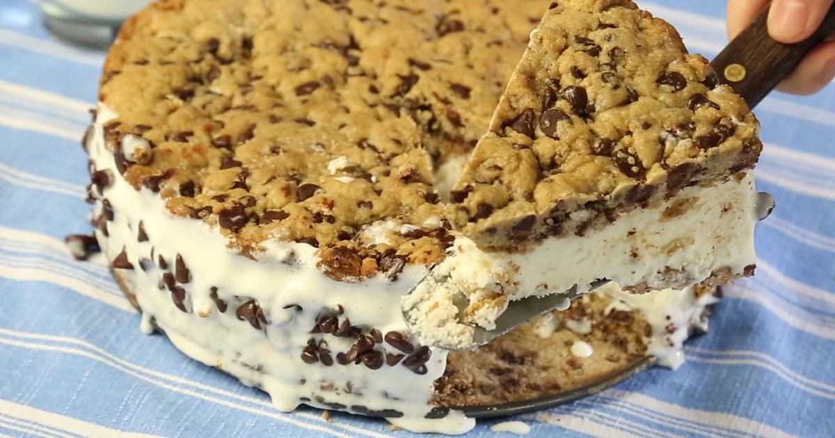 Giant Chipwich Is the Ice Cream Sandwich of Your Dreams - Thrillist