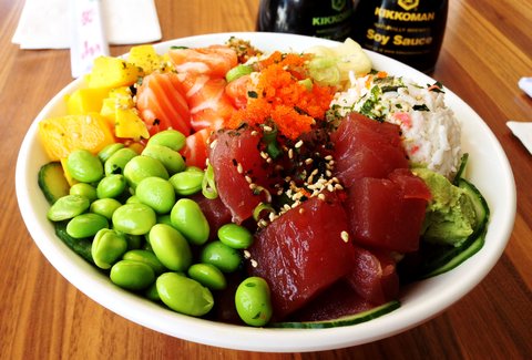 toro sushi & poke: A Los Angeles, CA Restaurant.