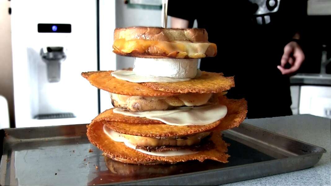 7,350-Calorie Grilled Cheese Challenge (Video) - Thrillist