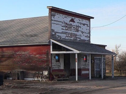 Loma Tavern: A Bar in Dwight, NE - Thrillist