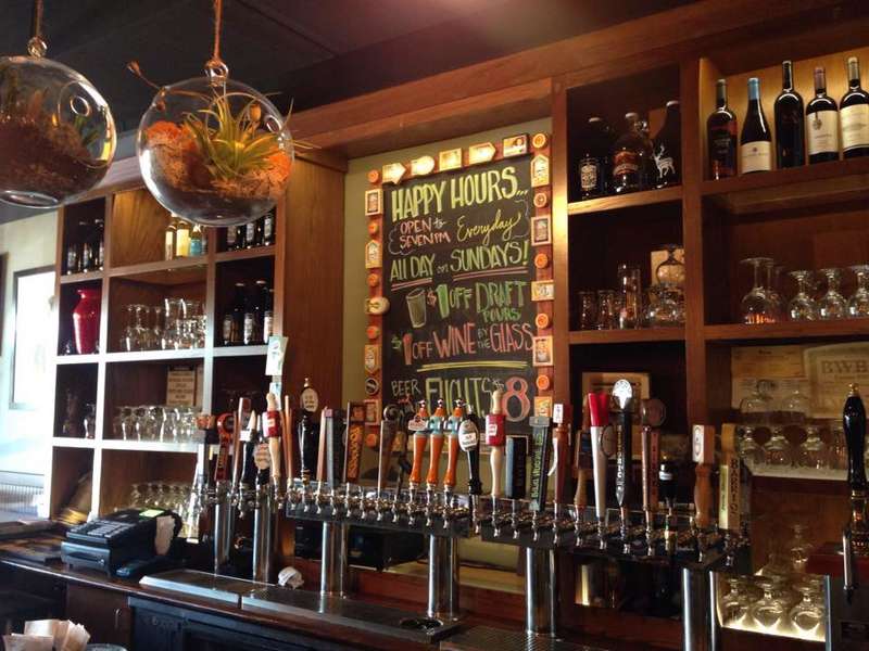 Taste of Top's: A Bar in Tempe, AZ - Thrillist