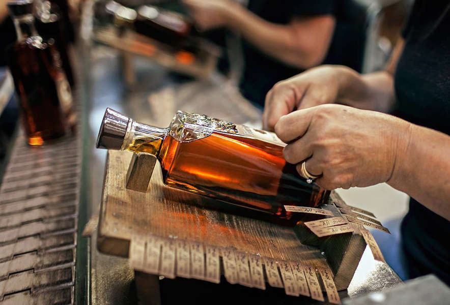 The 11 Best Small Batch Bourbons - Thrillist