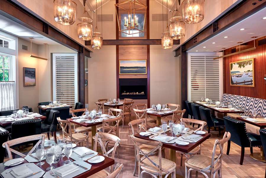 Sandbar: A Restaurant in Cold Spring Harbor, NY - Thrillist