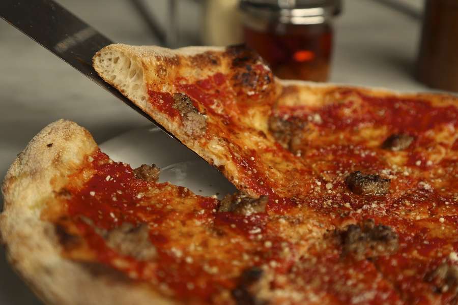 Off the Menu: Stories of the World's Dumbest Restaurant Customers ...