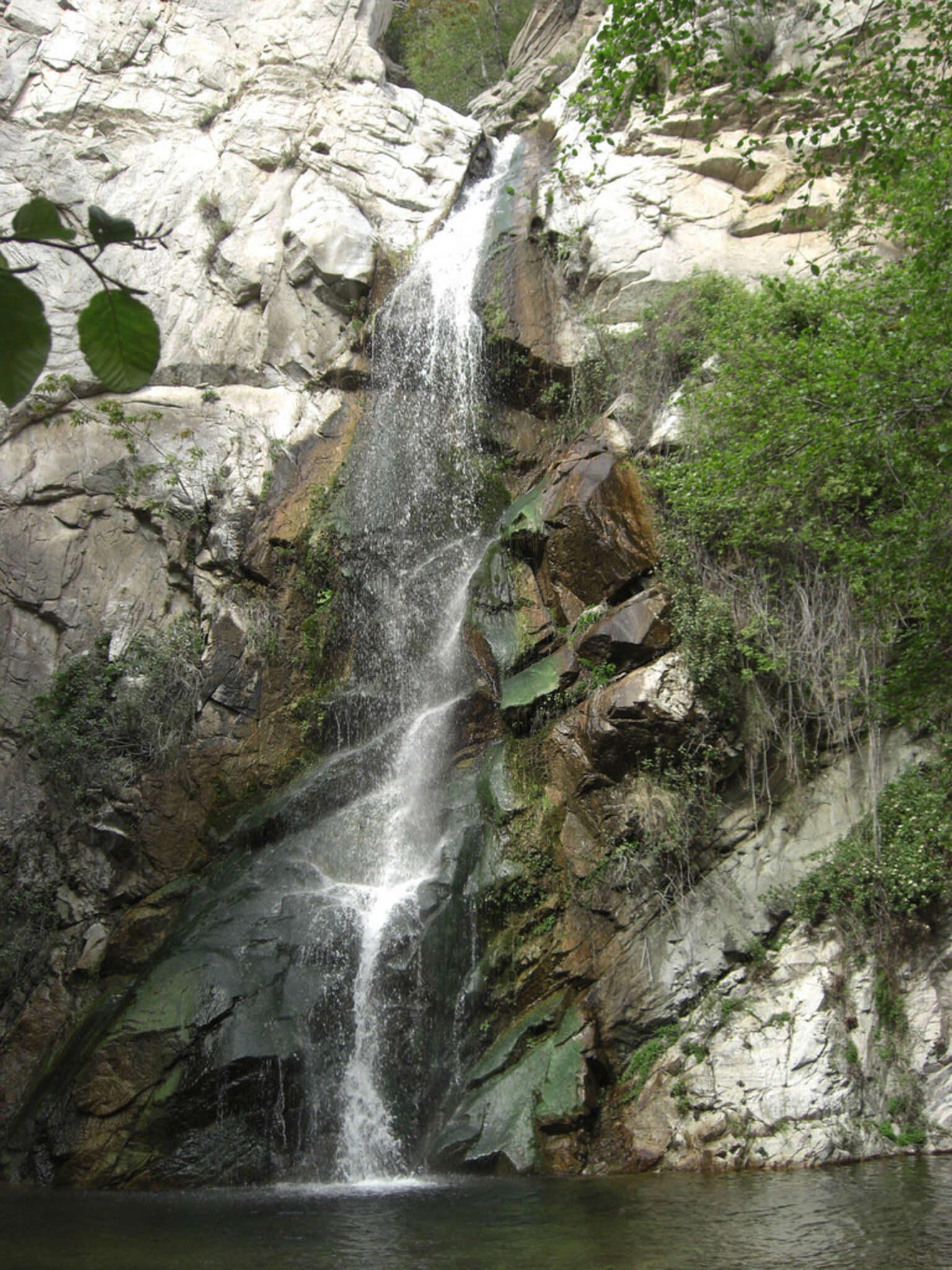 Best Waterfall Hikes in LA: Beautiful Hiking Trails in Los Angeles ...