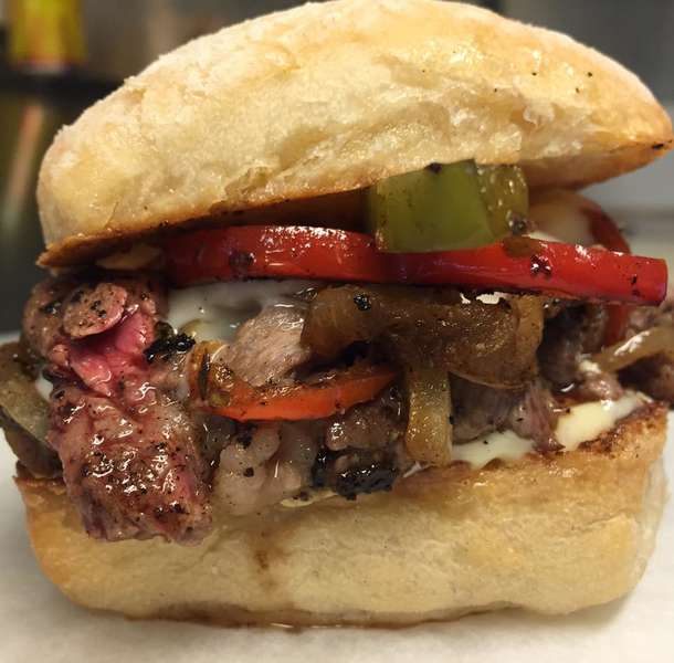 PDX Sliders: A Restaurant in Portland, OR - Thrillist