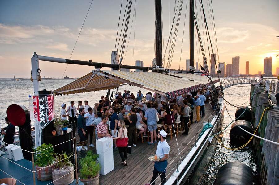 NYC Booze Cruises & Other Boats You Can Drink On - Thrillist