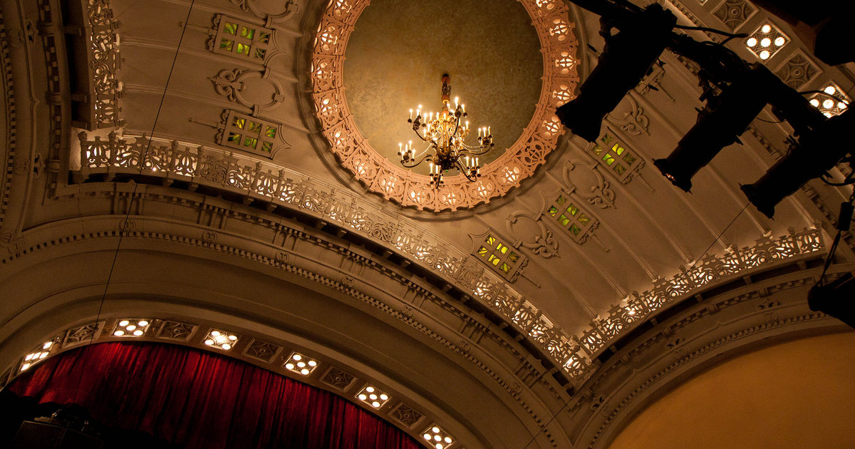 Iconic Seattle Landmarks & Old Places to Visit - Thrillist