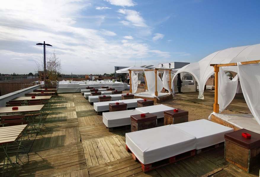 DECK5: A Bar in Berlin, Berlin - Thrillist